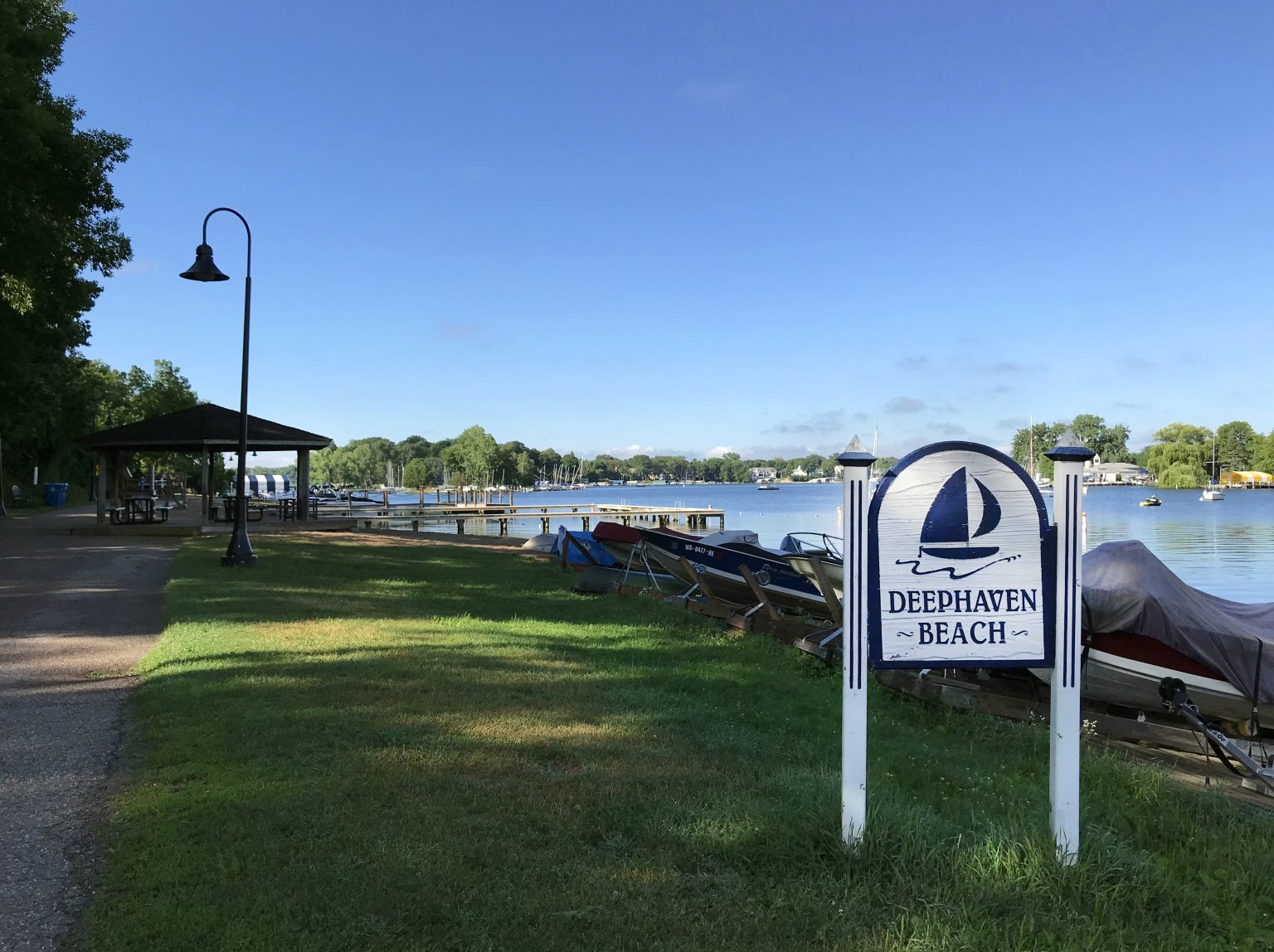 Deephaven Beaches – City of Deephaven